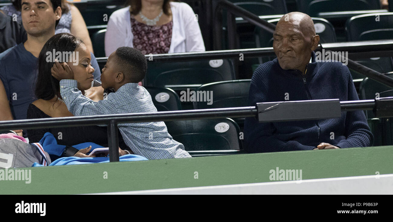 NEW YORK, NY - JUNE 12: Lakeisha Williams, Richard Williams, Dylan ...