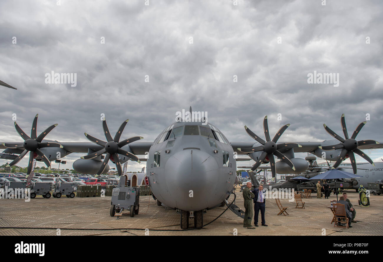 Utc np2000 propellers hi-res stock photography and images - Alamy