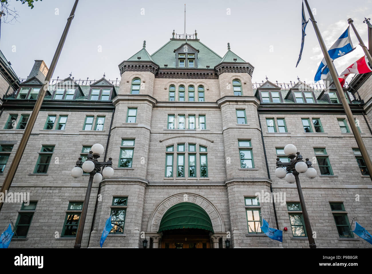 Quebec city and hotel de ville hi-res stock photography and images - Alamy