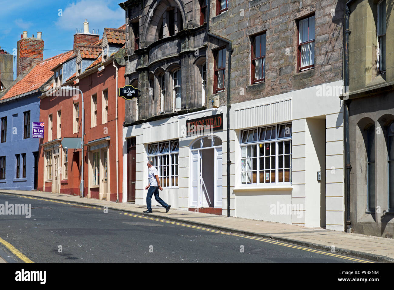 Berwick upon tweed pub hi-res stock photography and images - Alamy