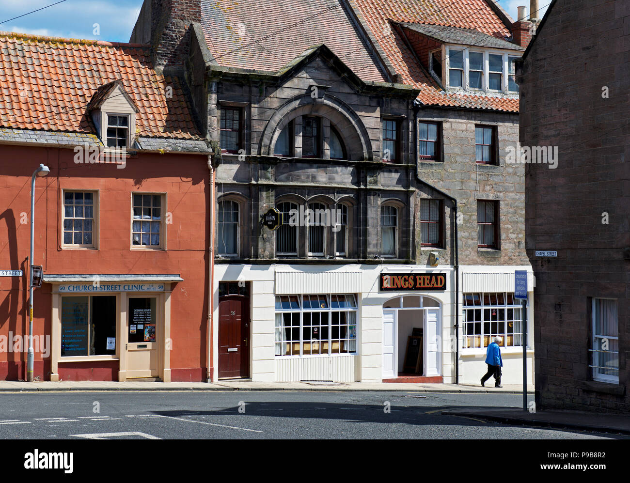 Berwick upon tweed pub hi-res stock photography and images - Alamy