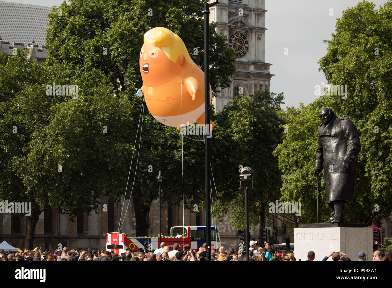 Inflatable statue High Resolution Stock Photography and Images - Alamy