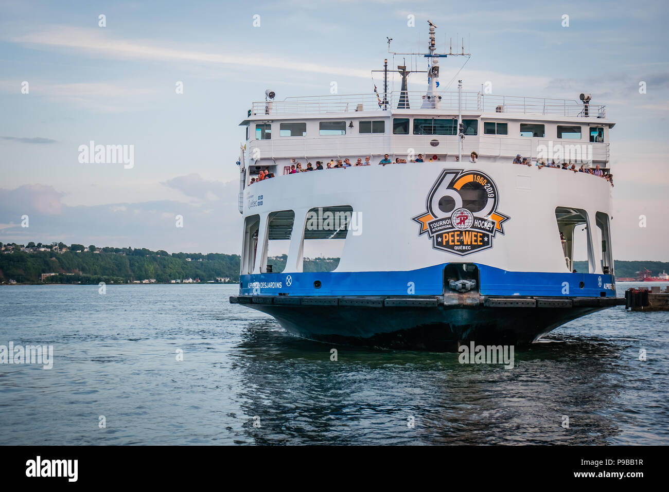 quebec city ferry on the st lawrence river Stock Photo - Alamy