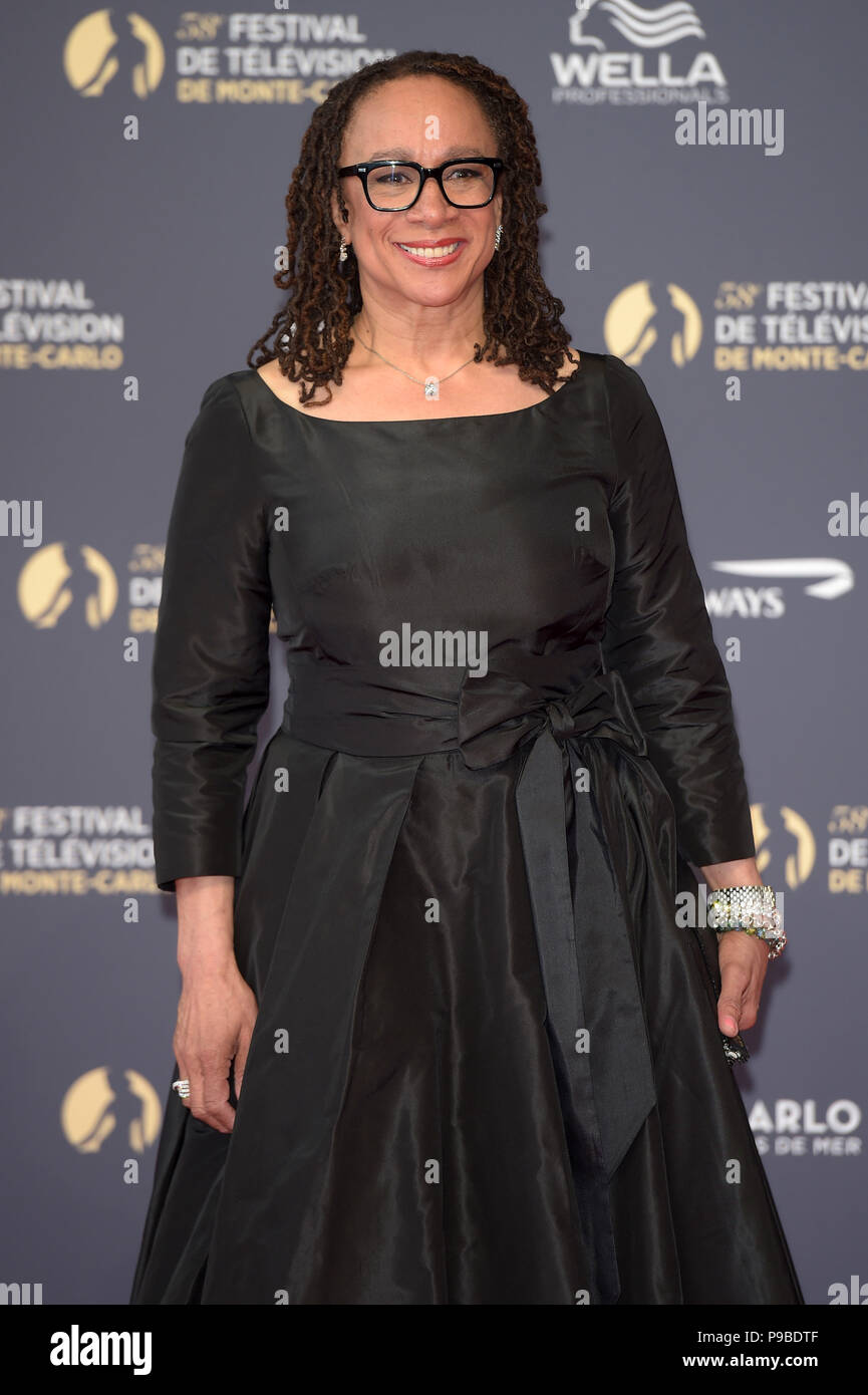 S epatha merkerson hi-res stock photography and images - Alamy