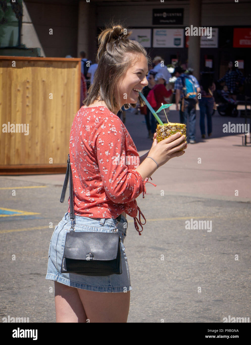 Pineapple festival hi-res stock photography and images - Alamy