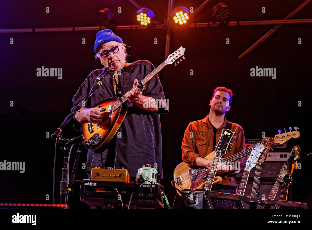 Ry cooder hi-res stock photography and images - Alamy