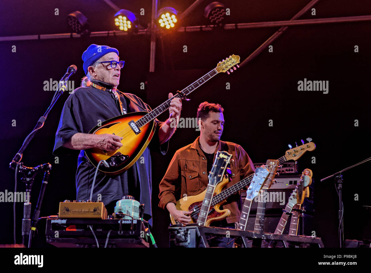 Ry cooder hi-res stock photography and images - Alamy