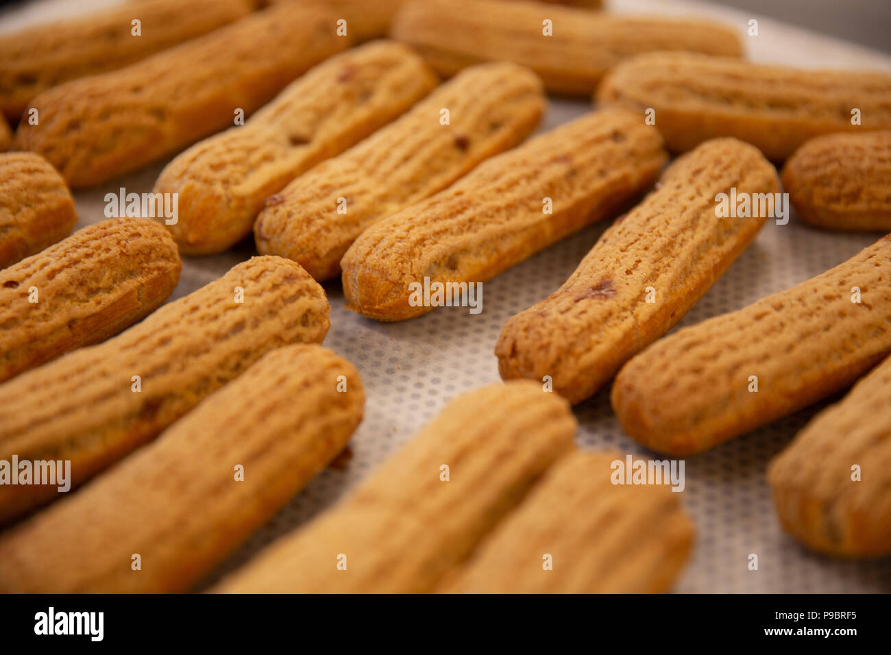 Pate eclair hi-res stock photography and images - Alamy