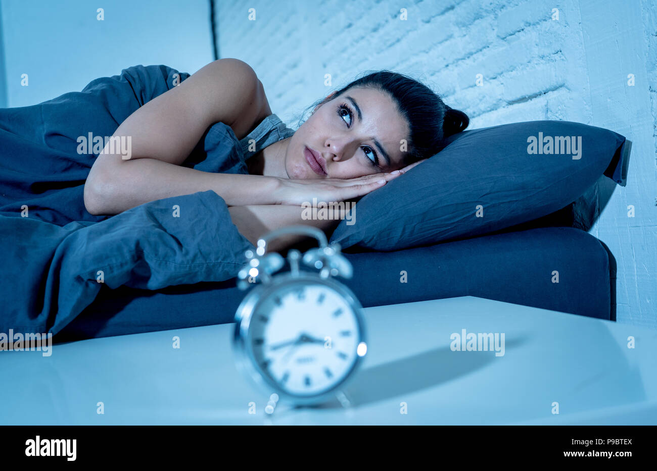 Woman can't sleep scared hi-res stock photography and images - Alamy