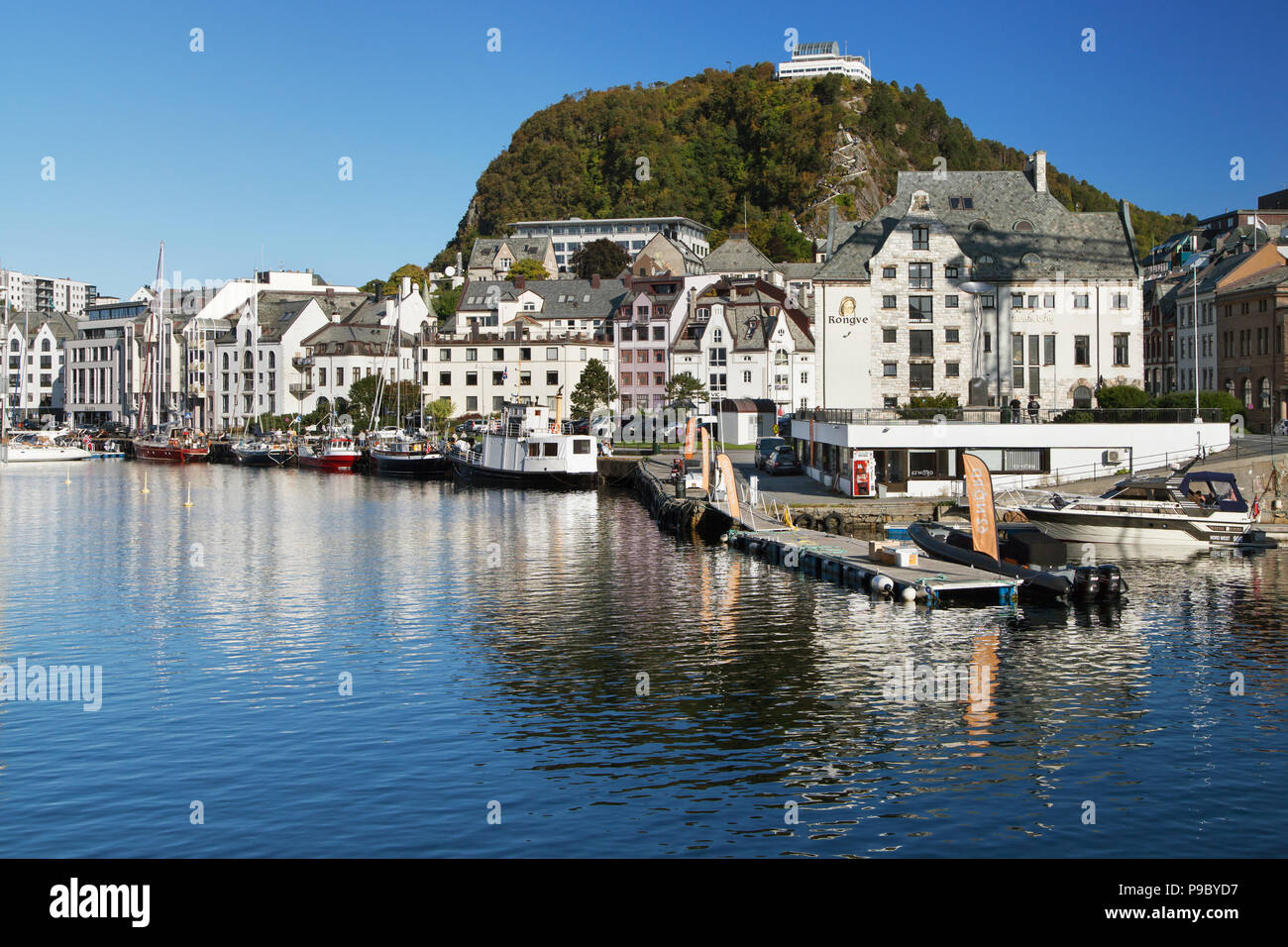 Fjellstua viewpoint hi-res stock photography and images - Alamy