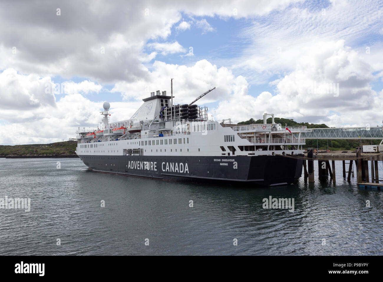 Ms endeavour hi-res stock photography and images - Alamy
