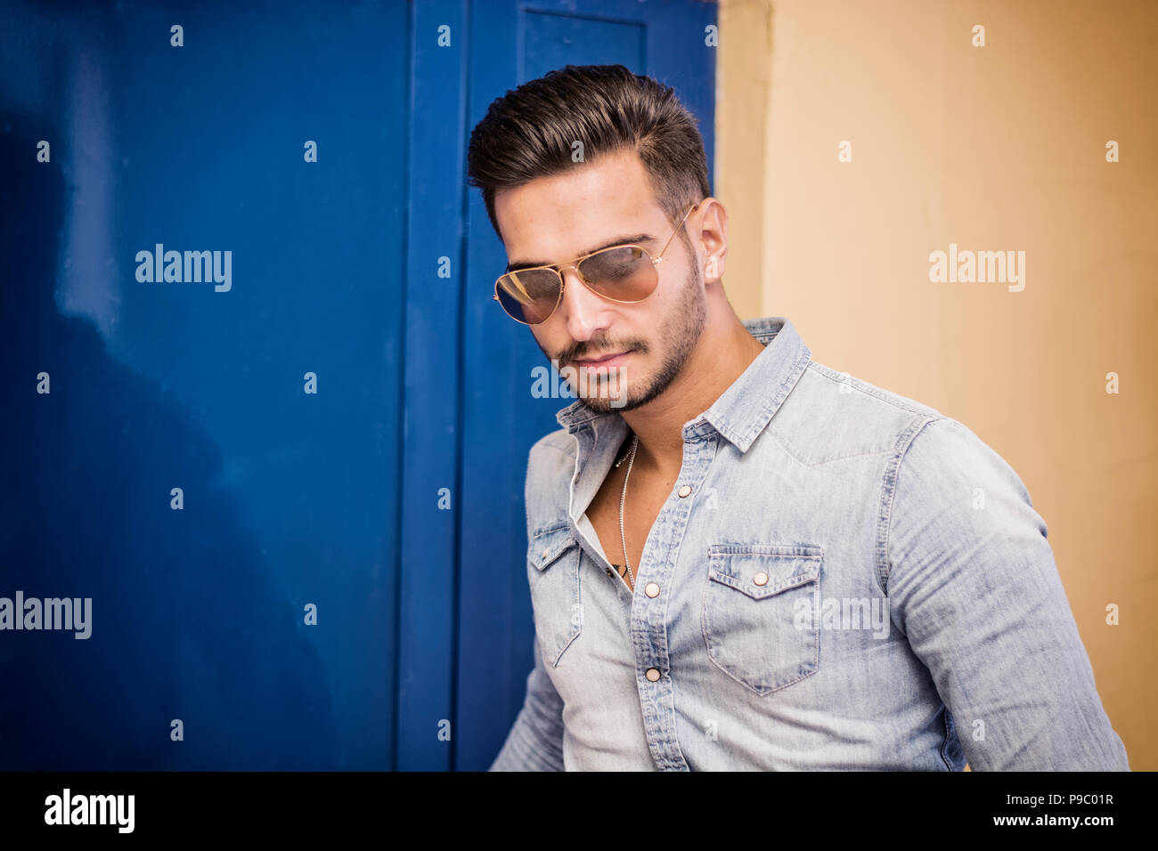 Human shades hi-res stock photography and images - Alamy