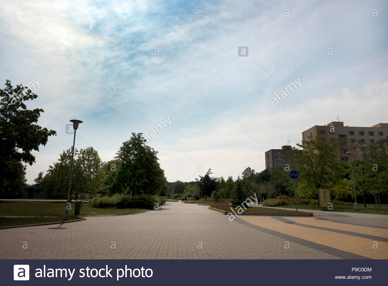 Green Building High Rise High Resolution Stock Photography and Images ...
