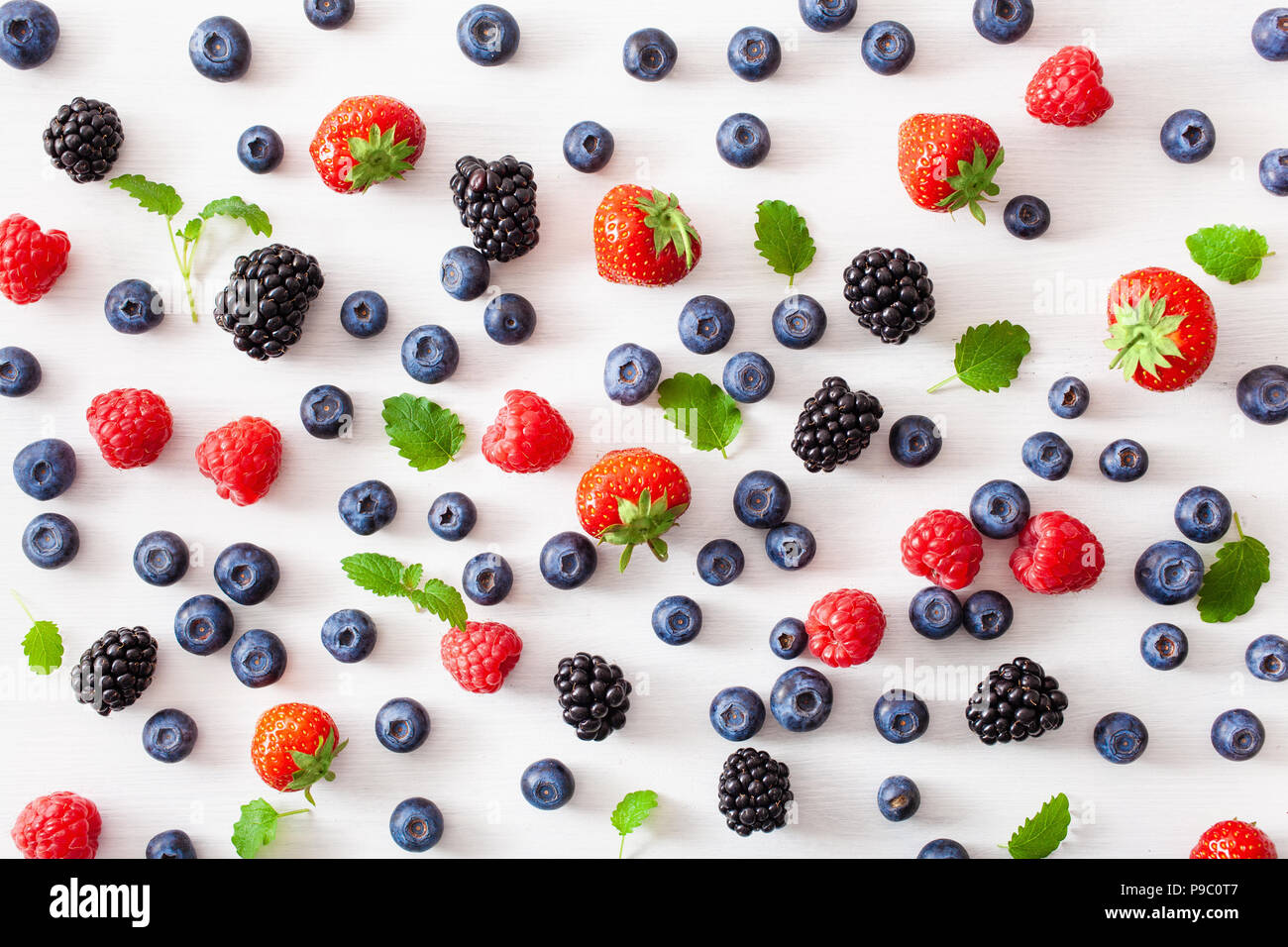 Blackberry blueberry strawberry raspberry hi-res stock photography and ...