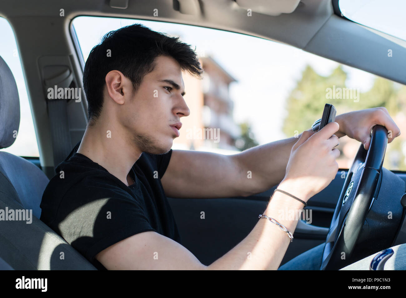 Modern communication hi-res stock photography and images - Alamy