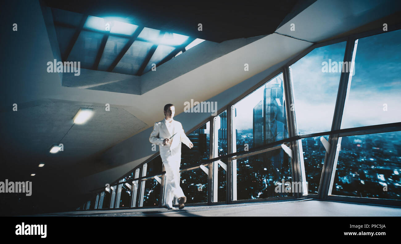 7 SPLINTERS IN TIME, Edoardo Ballerini, 2018. © Gravitas Ventures ...