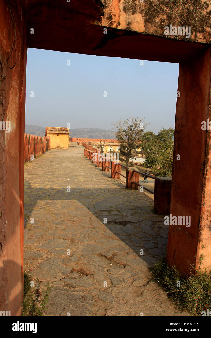 Walking path with stone slab bed on top of Jaigarh Palace, Jaipur ...