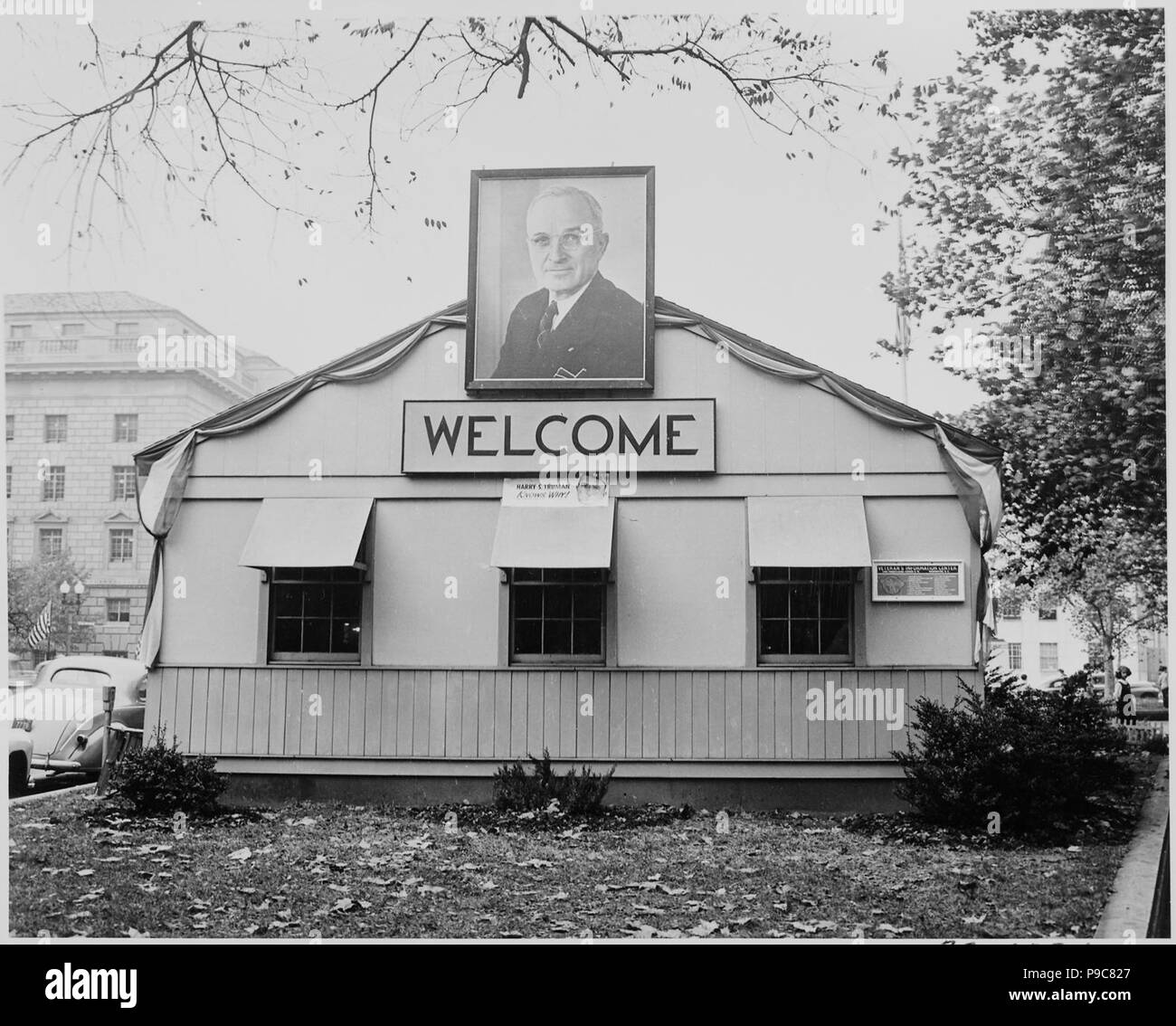President harry truman sign hi-res stock photography and images - Alamy