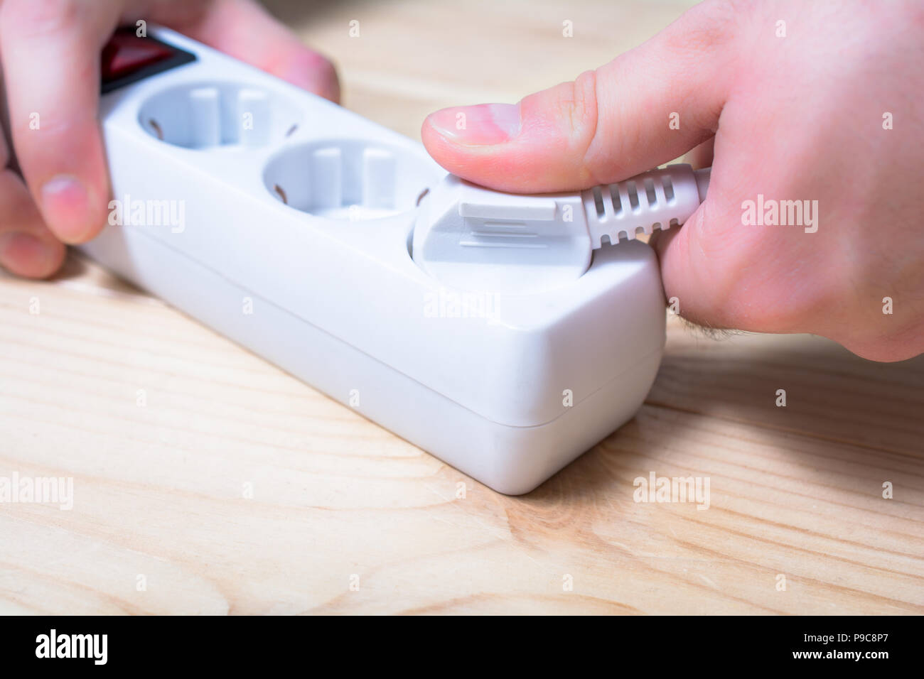 Pulling the plug hi-res stock photography and images - Alamy