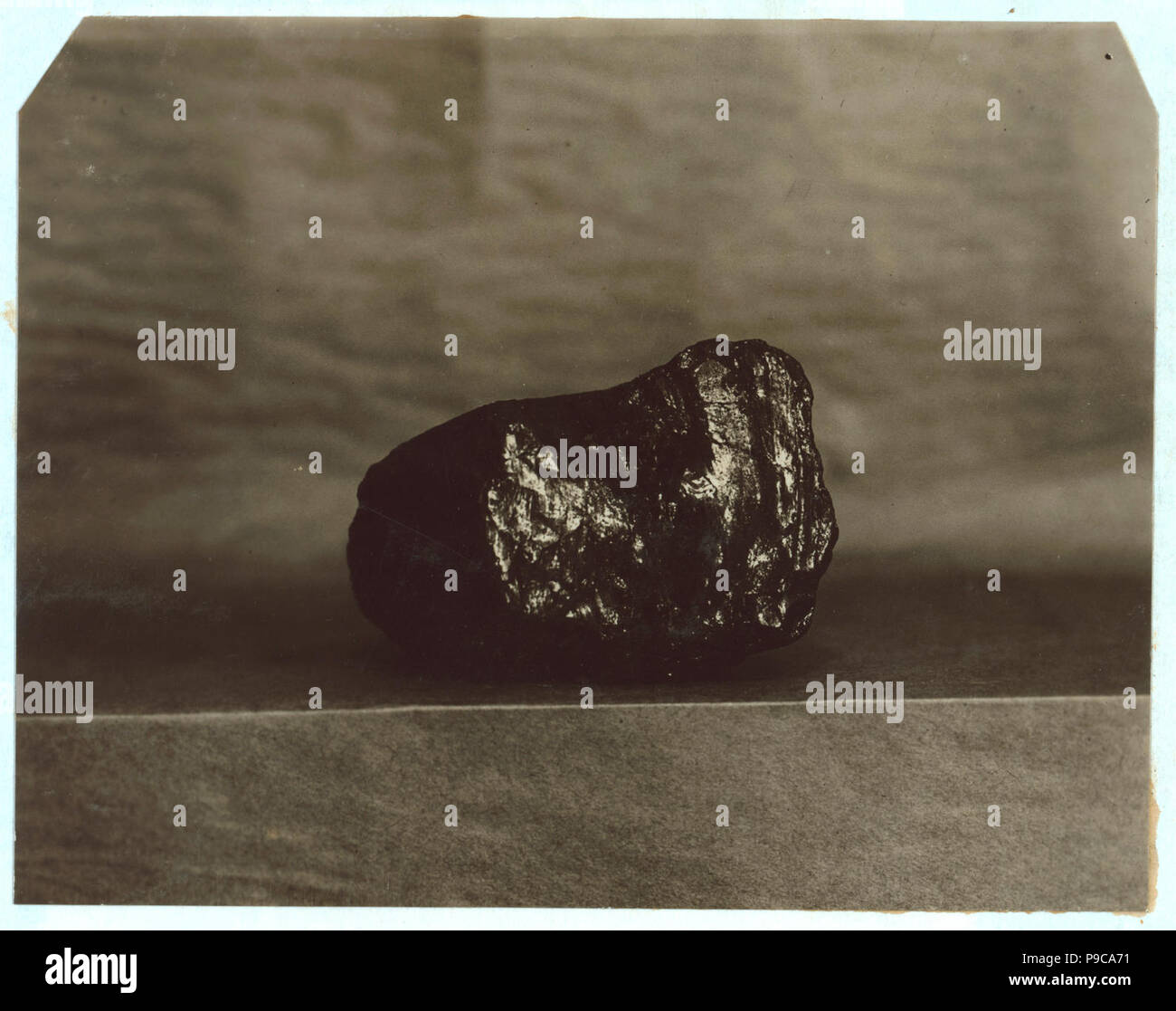 A lump of coal Stock Photo - Alamy