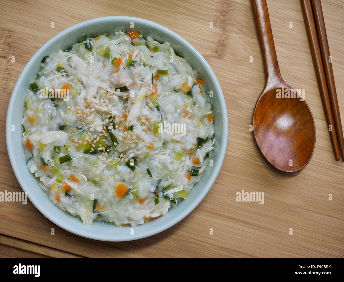 Korean food Chicken Rice Porridge, dak juk Stock Photo - Alamy