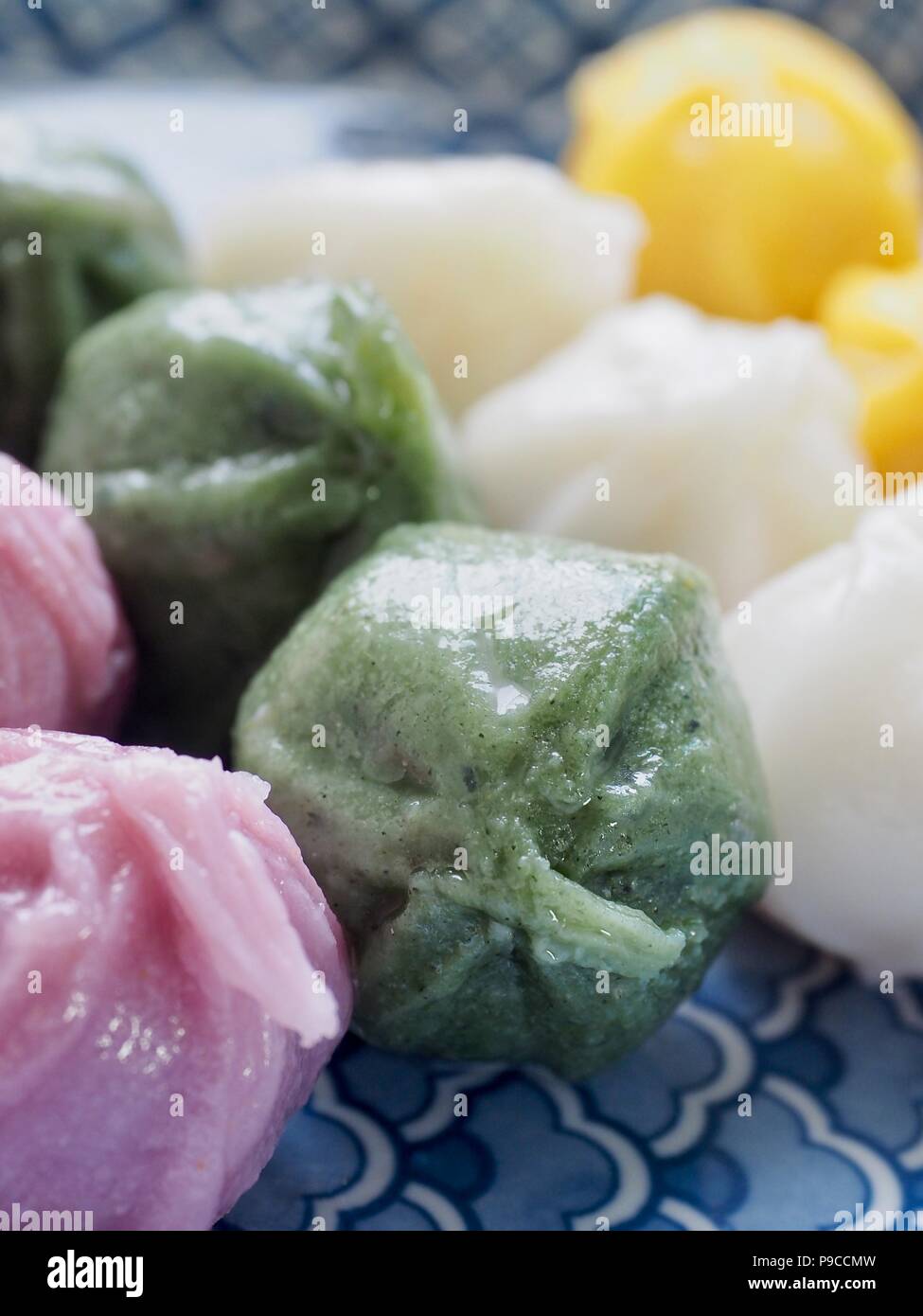 Korean food Songpyeon, Honey-filled Rice Cake Stock Photo - Alamy
