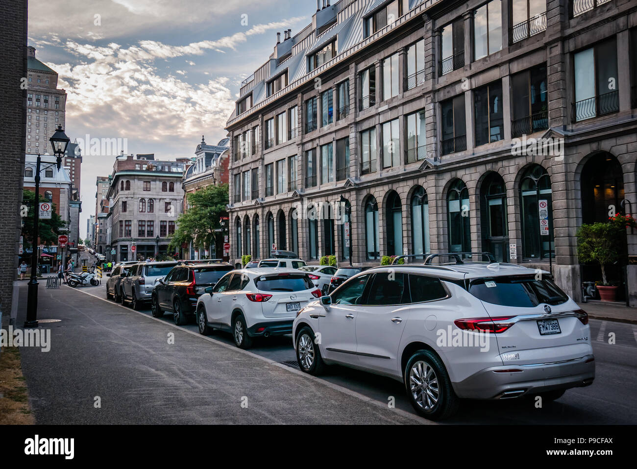 old montreal street cars parked Stock Photo - Alamy