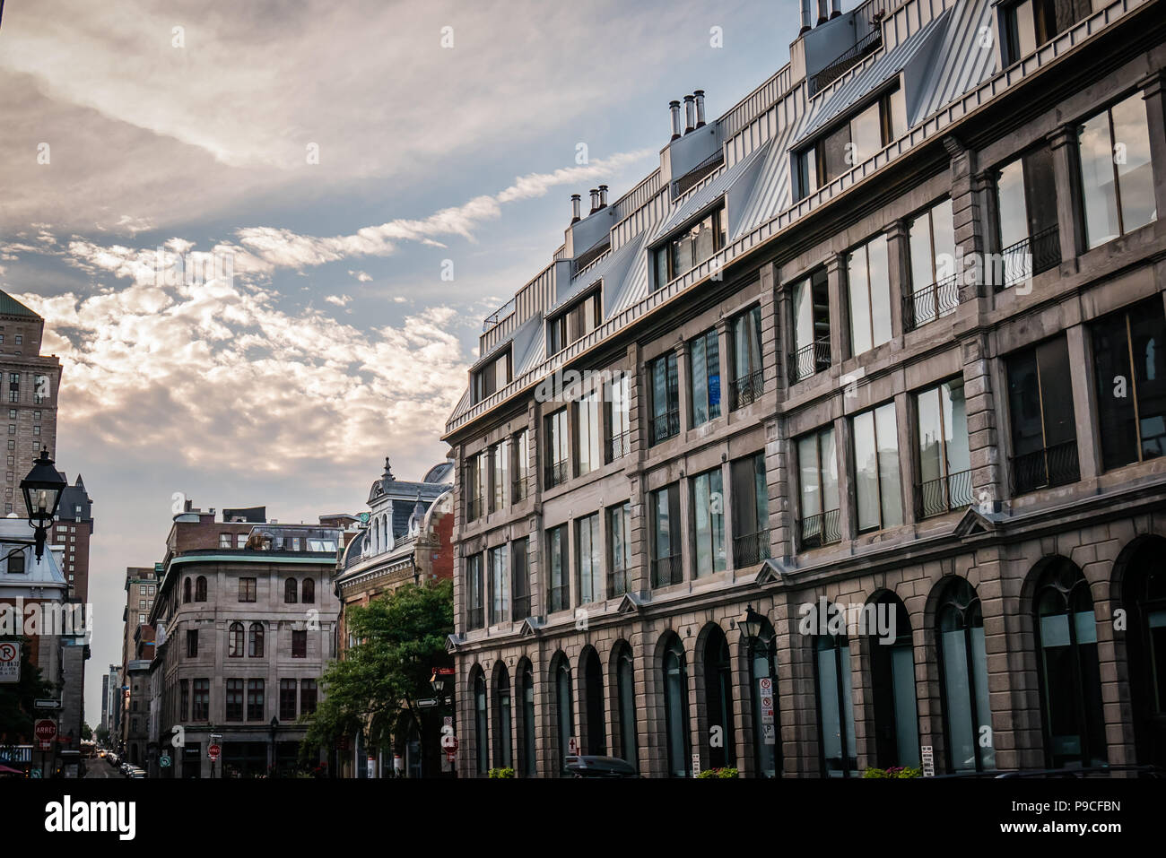 old montreal architecture Stock Photo - Alamy