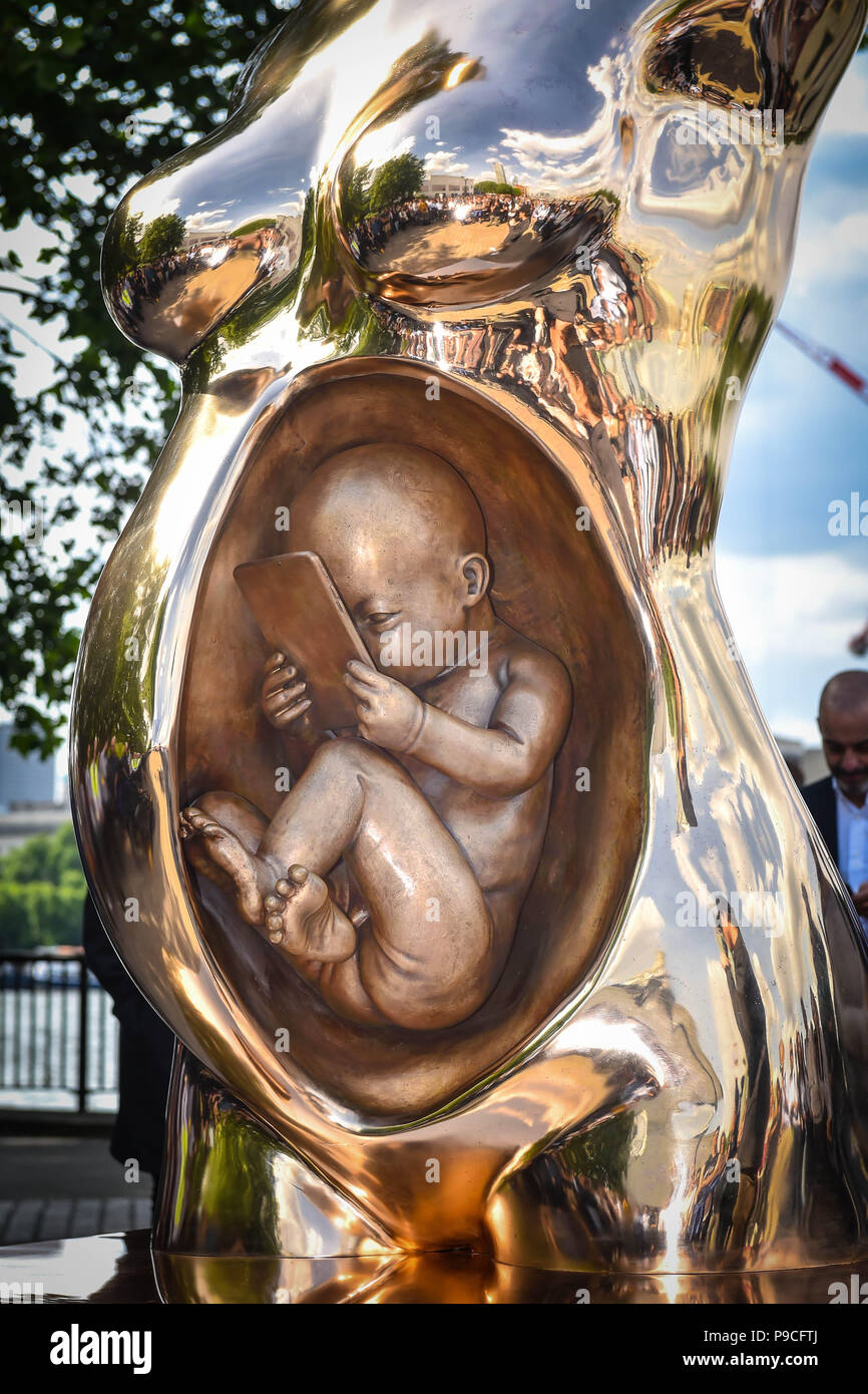 Italian artist, Federico Clapis' Crypto Connection is unveiled at the ...