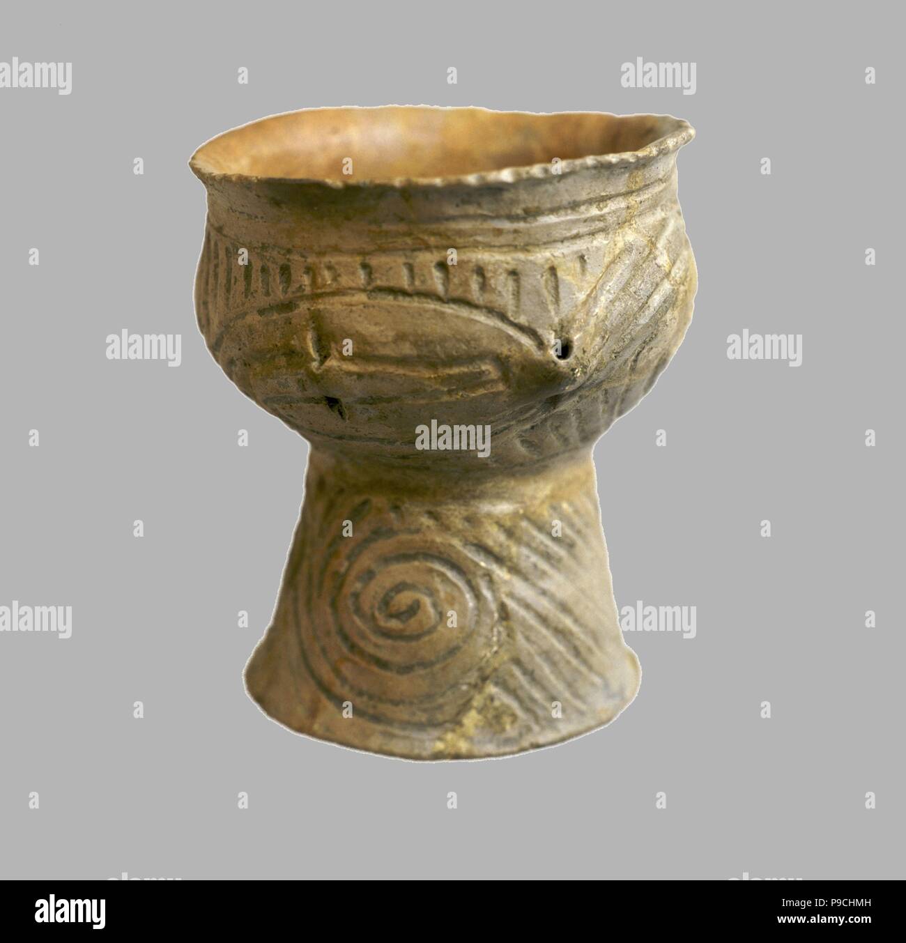 Clay goblet hi-res stock photography and images - Alamy