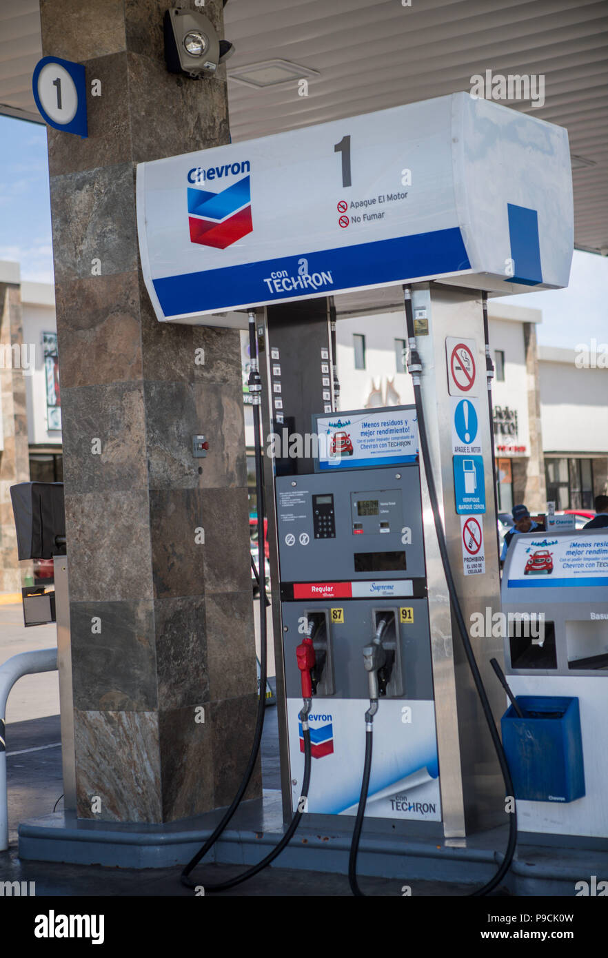 Gas Station Mexico High Resolution Stock Photography and Images - Alamy