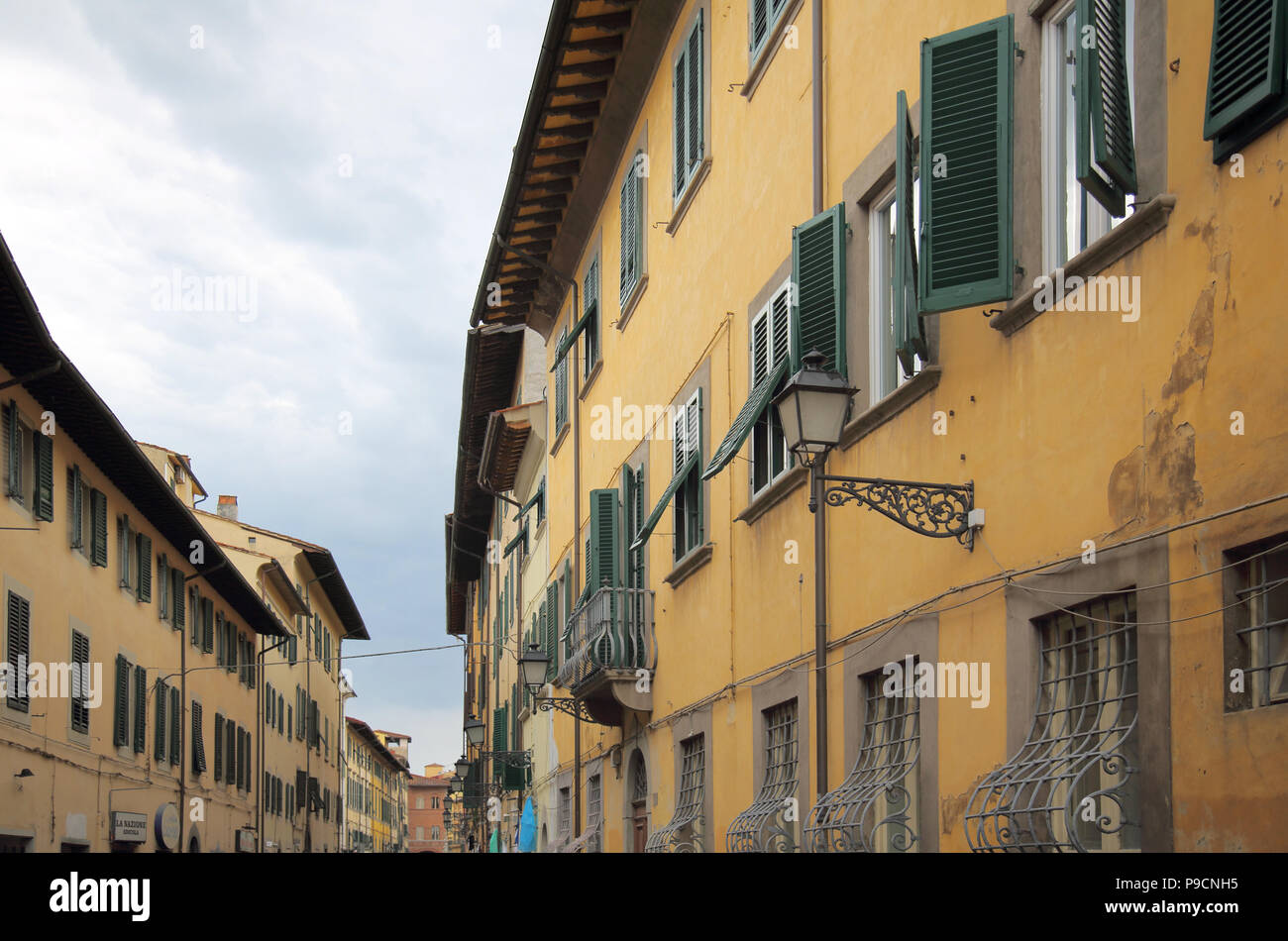Pisa streets hi-res stock photography and images - Alamy