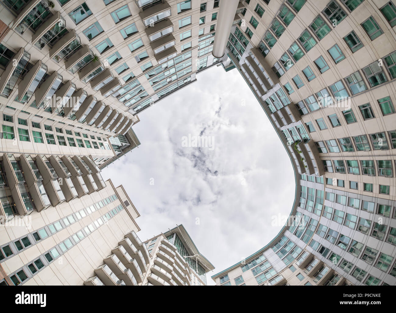 High rise building circular hi-res stock photography and images - Alamy