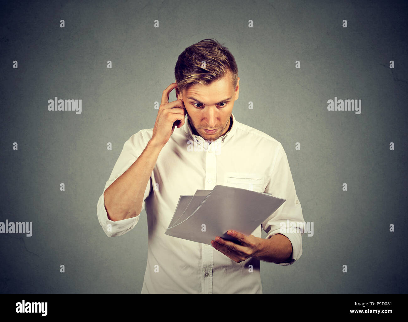 Payment received hi-res stock photography and images - Alamy