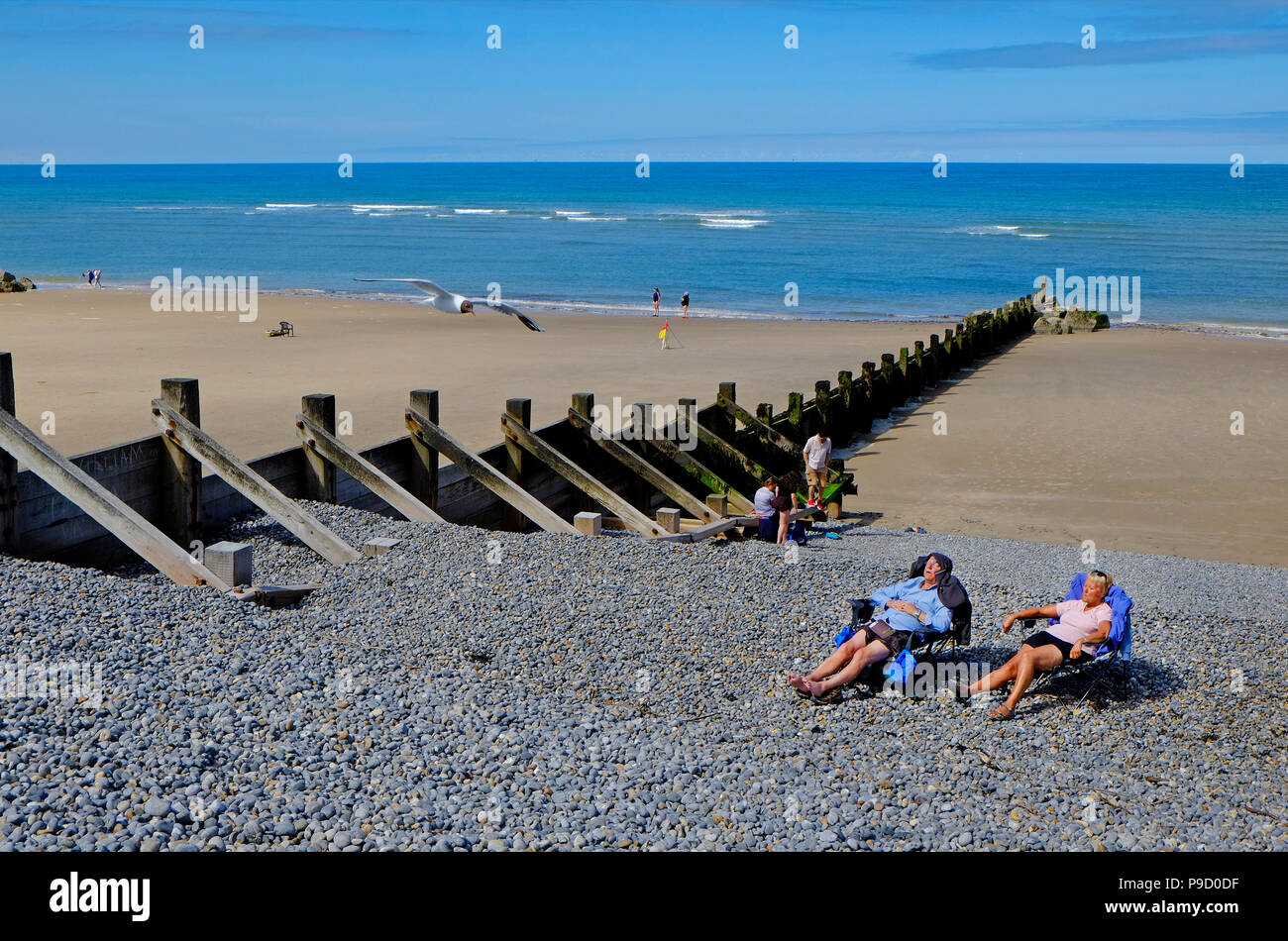 sheringham beach, north norfolk, england Stock Photo - Alamy