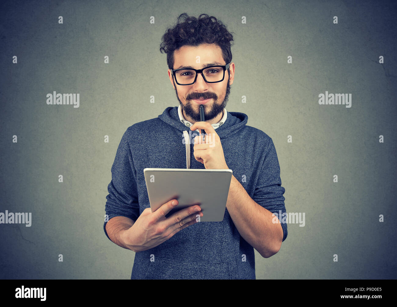 Pen computer hi-res stock photography and images - Alamy