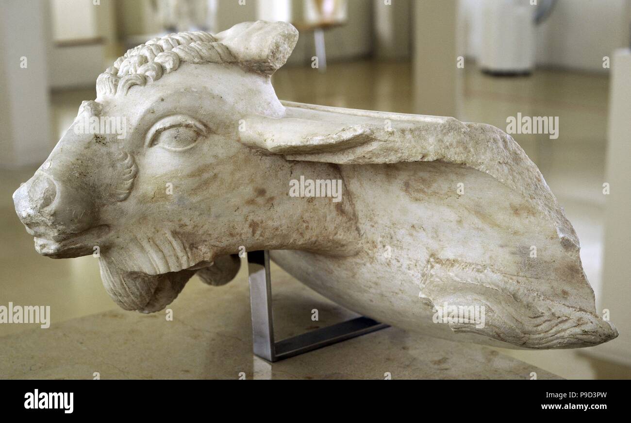 Zoomorphic head hi-res stock photography and images - Alamy