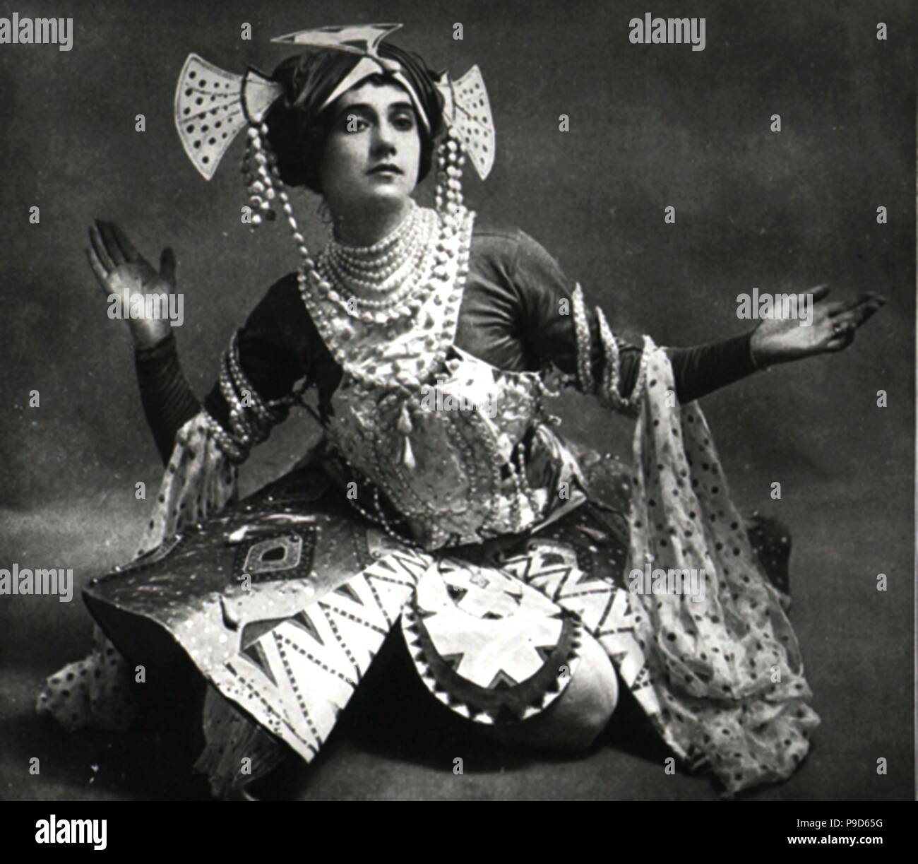 Tamara Karsavina in the Ballet "Blue God" by R. Hahn. Museum: State ...