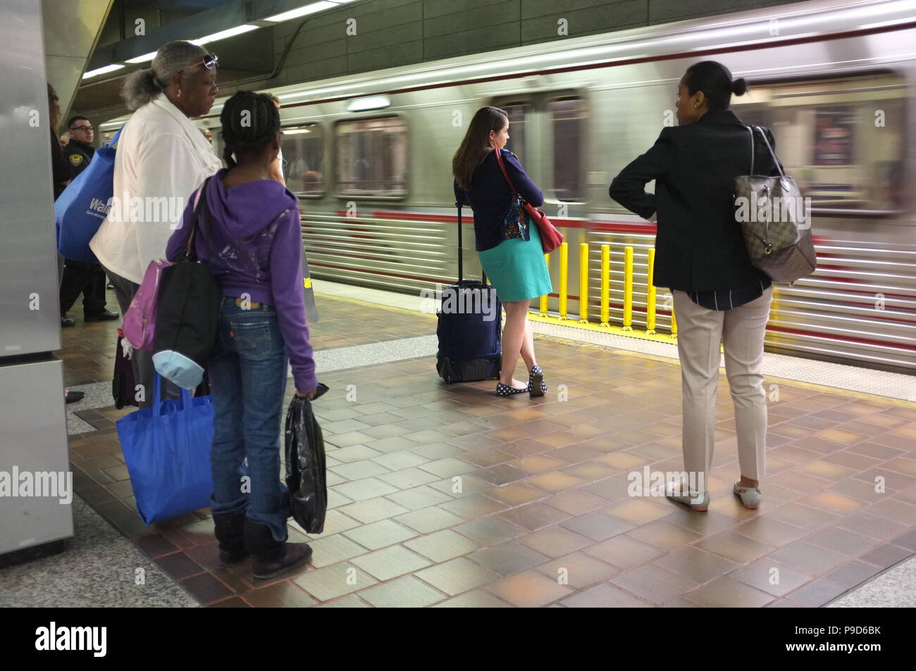 Los Angeles, USA - July 29: Unidentified random people in the streets ...
