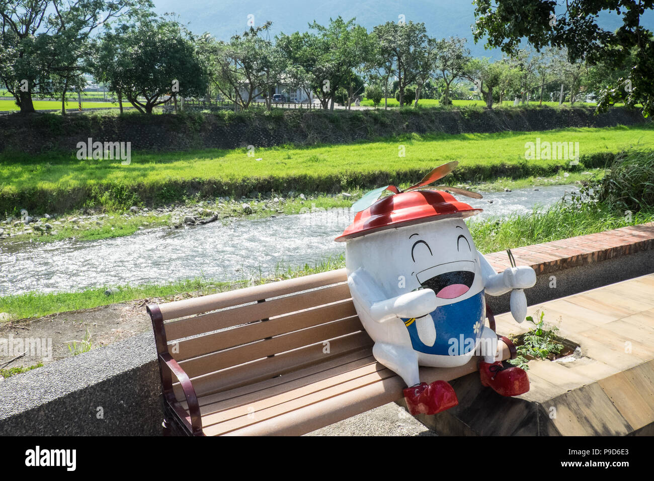 Guanshan,popular,cycling,bicycle,path,circle,loop,around,rice,fields,ricefields,south,of,Taipei ...