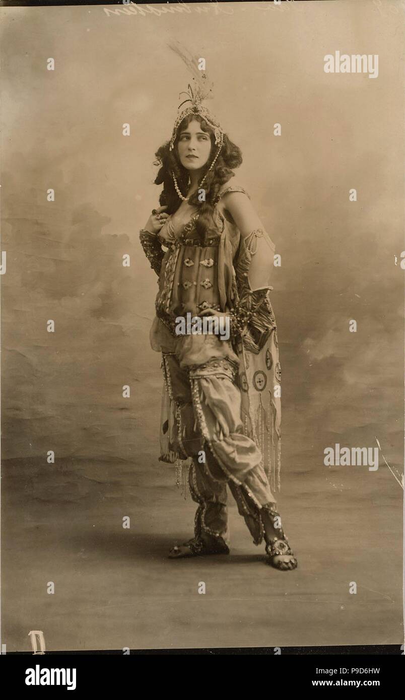 Ida Rubinstein in the ballet Scheharazade. Museum: PRIVATE COLLECTION ...