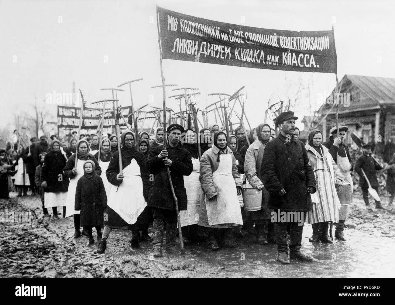 Kulaks hi-res stock photography and images - Alamy