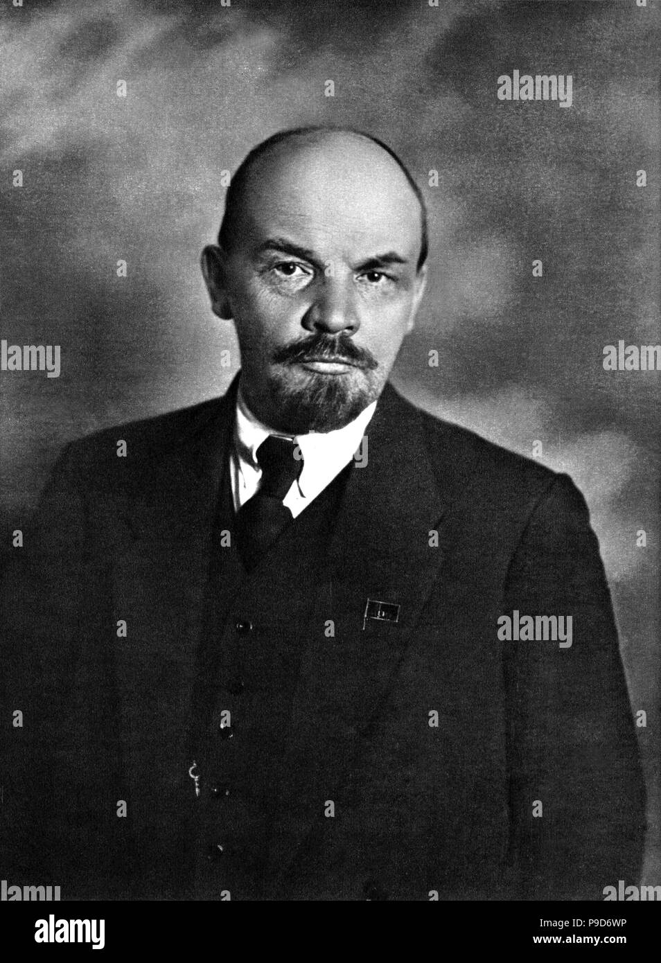 Vladimir lenin 1920 hi-res stock photography and images - Alamy