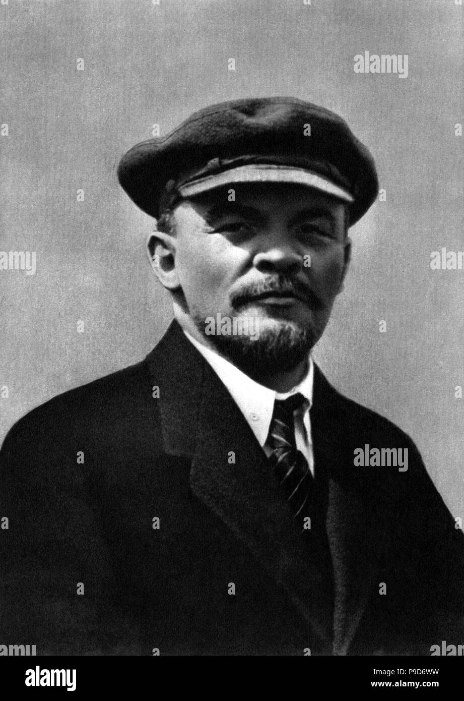 Vladimir Lenin on May 1, 1920. Museum: State History Museum, Moscow ...