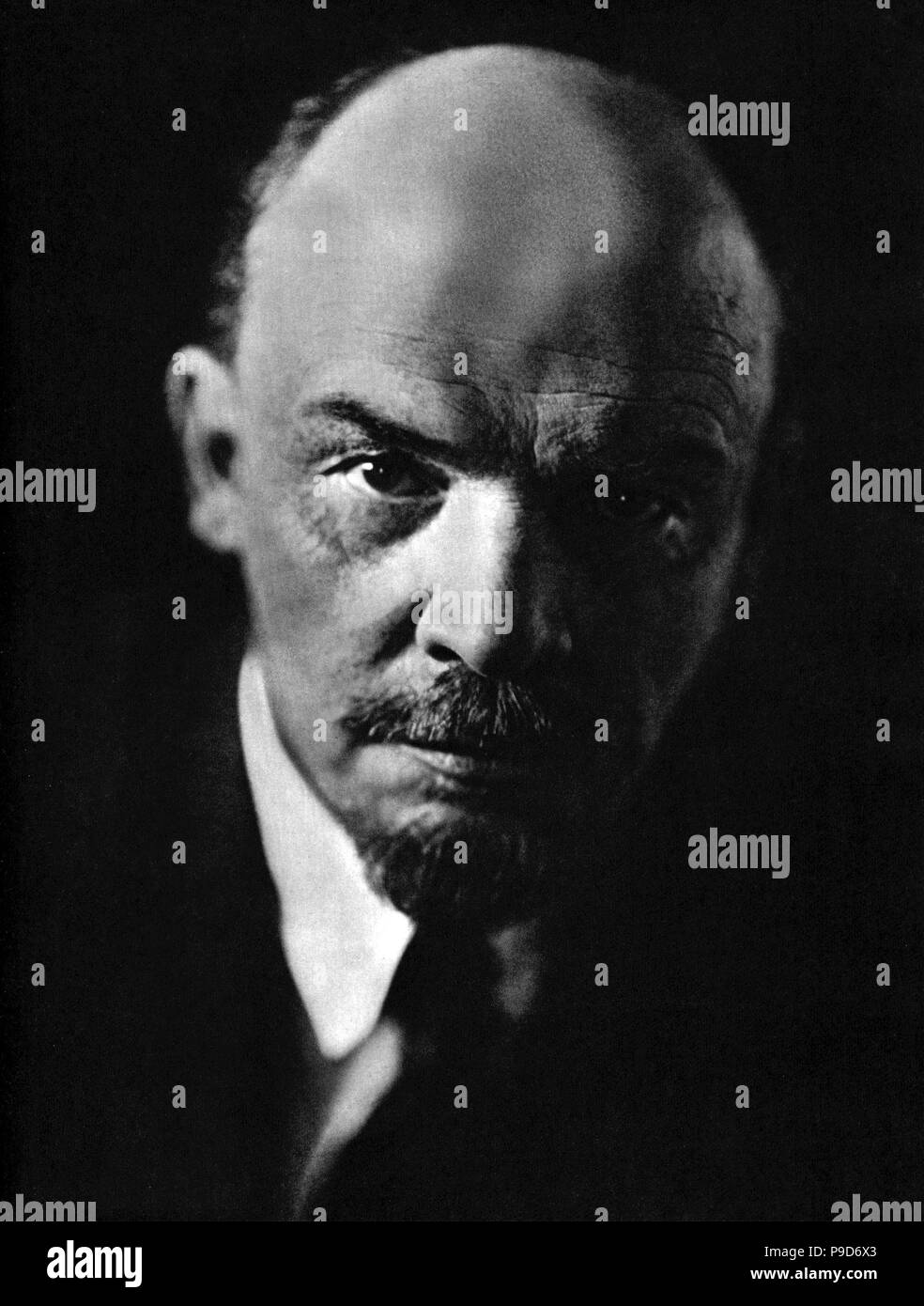 Moscow museum lenin Black and White Stock Photos & Images - Alamy