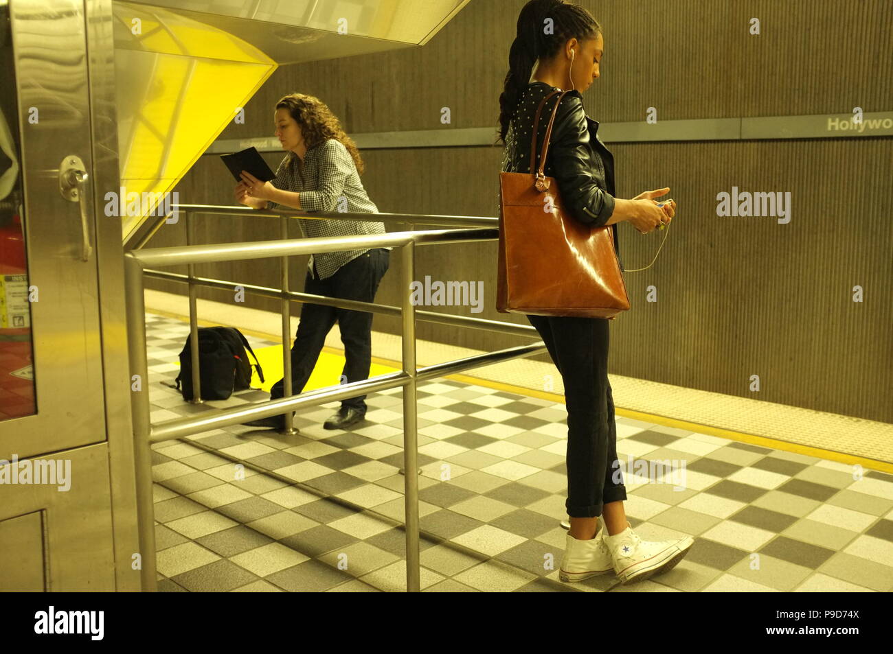 Los Angeles, USA - July 29: Unidentified random people in the streets ...