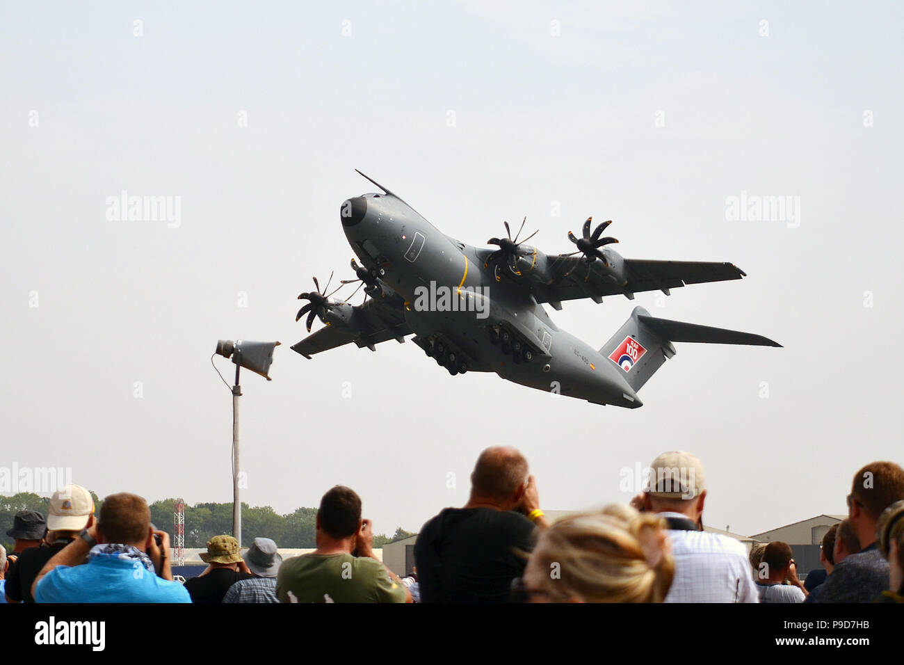Raf airbus a400m parachute hi-res stock photography and images - Alamy