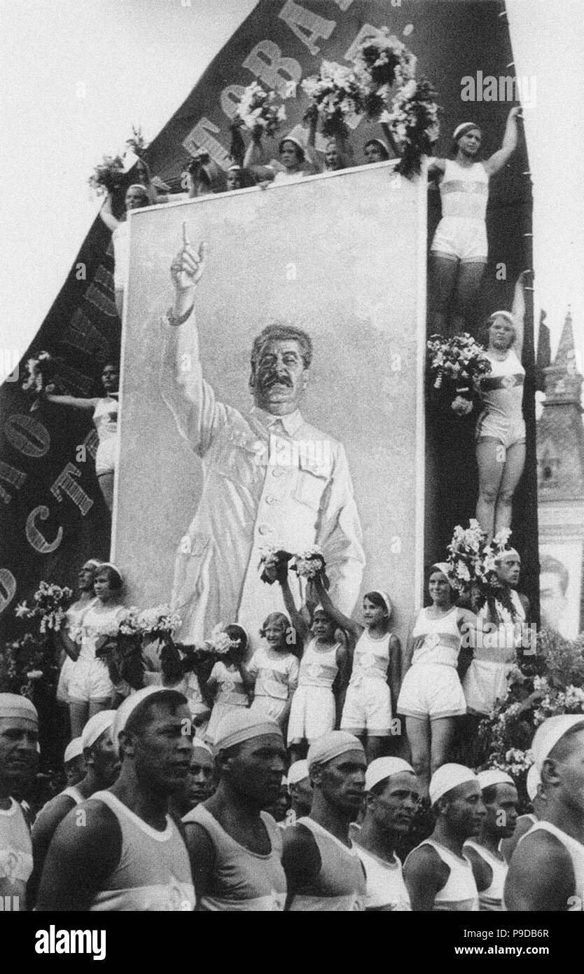 Museum of physical history Black and White Stock Photos & Images - Alamy