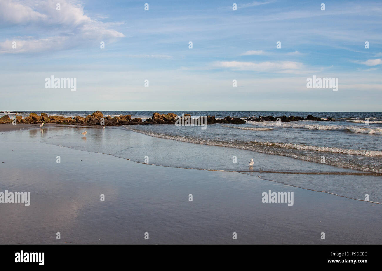 Shore scape hi-res stock photography and images - Alamy