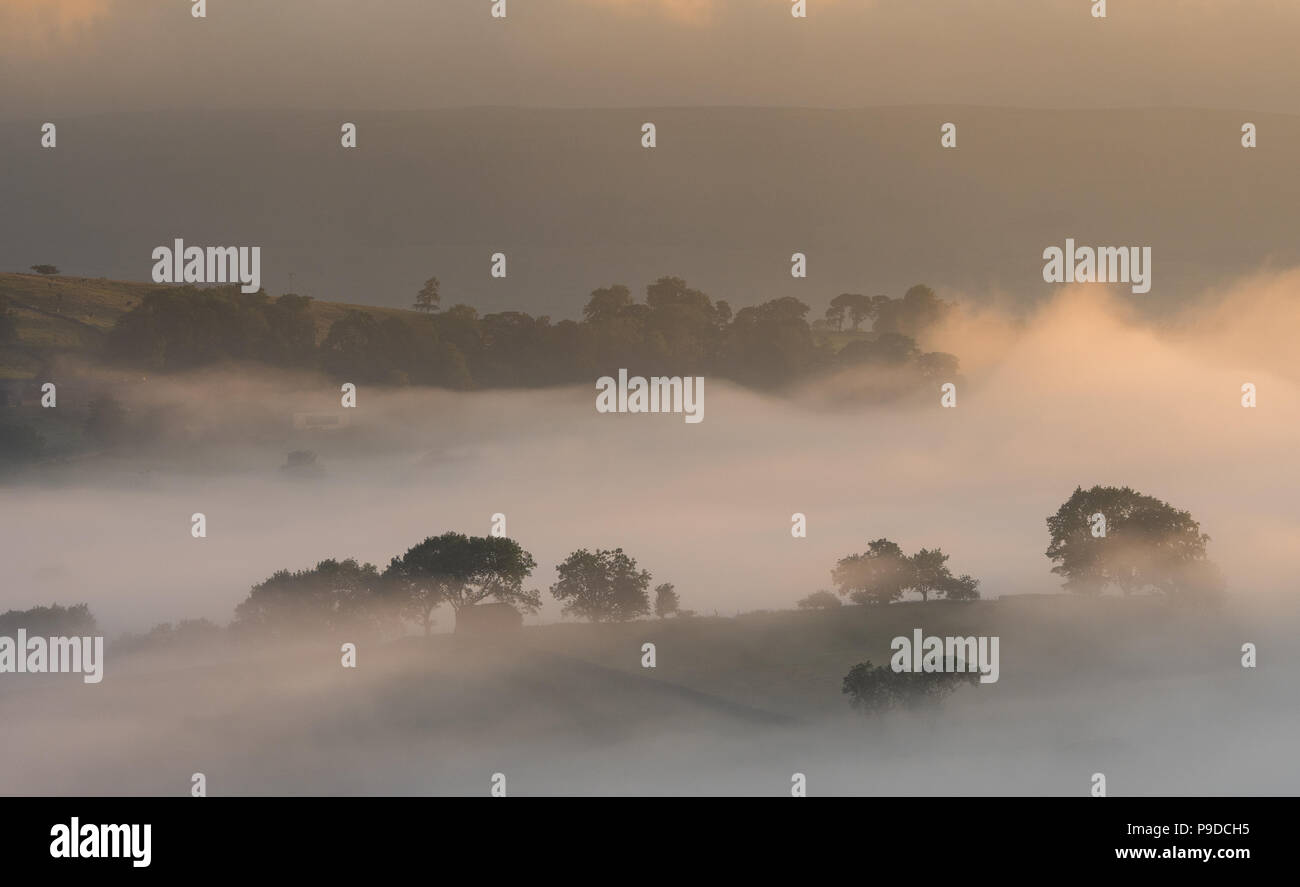Another glorious day bekons after the early morning mist in the ...